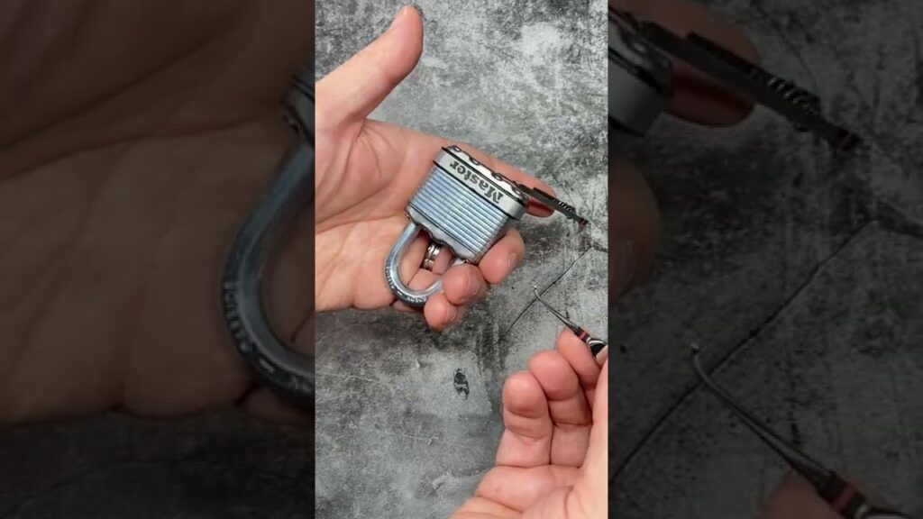 (1734) Review: Urban Alps Stealth Padlock (AWESOME!) – BosnianBill's ...